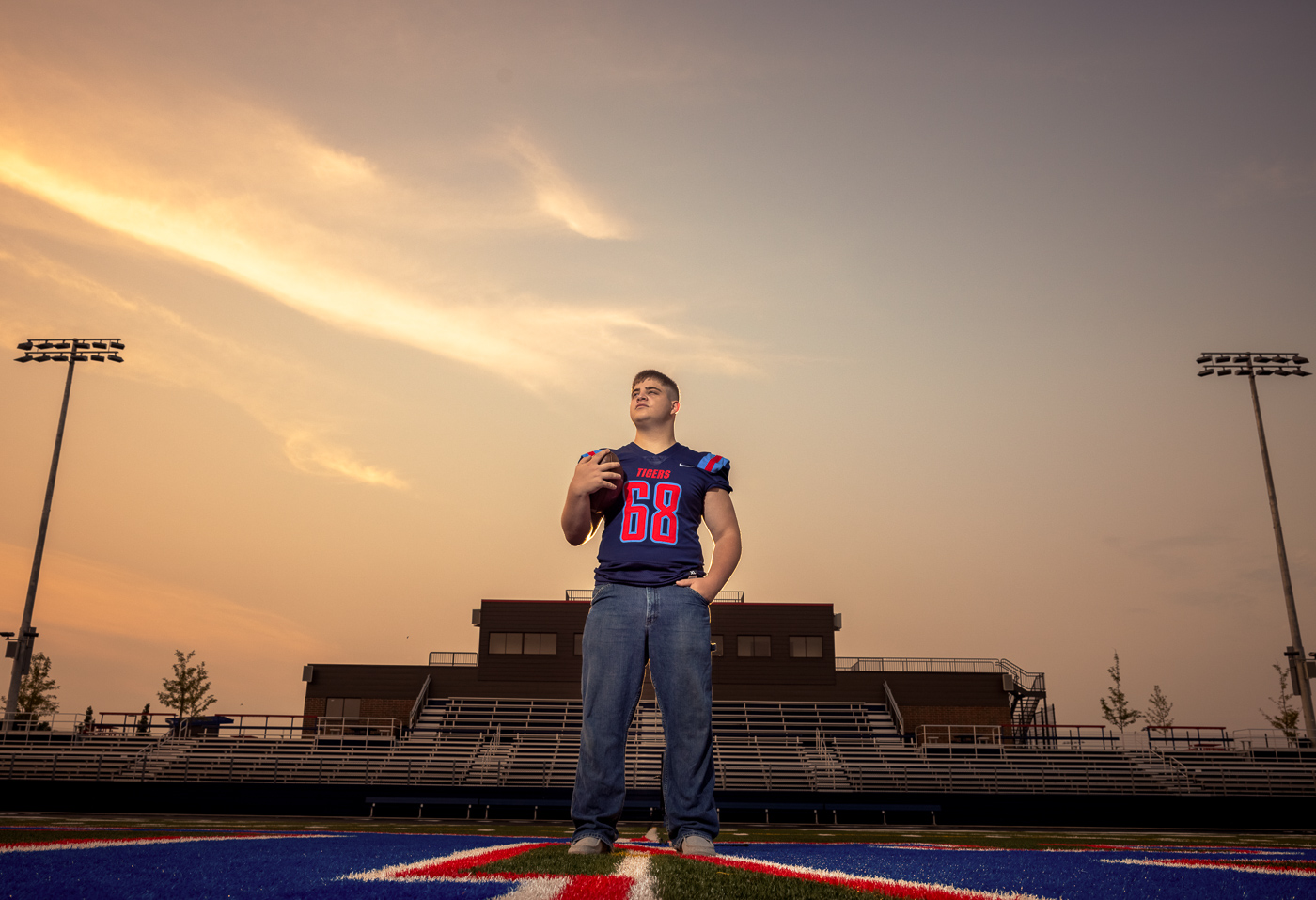 Seniors – Aaron Guzman Photography