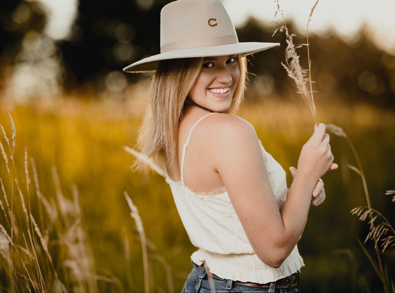 Seniors – Aaron Guzman Photography